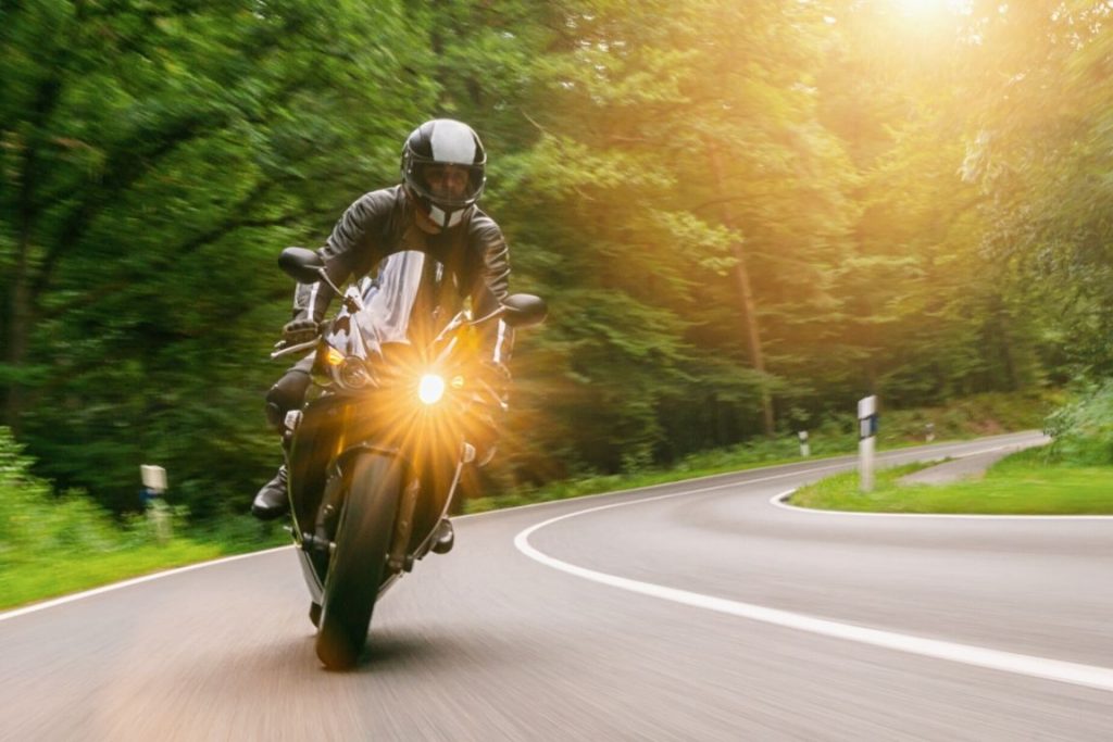 Motorcycle Riding Mistakes to Avoid - Welp Magazine