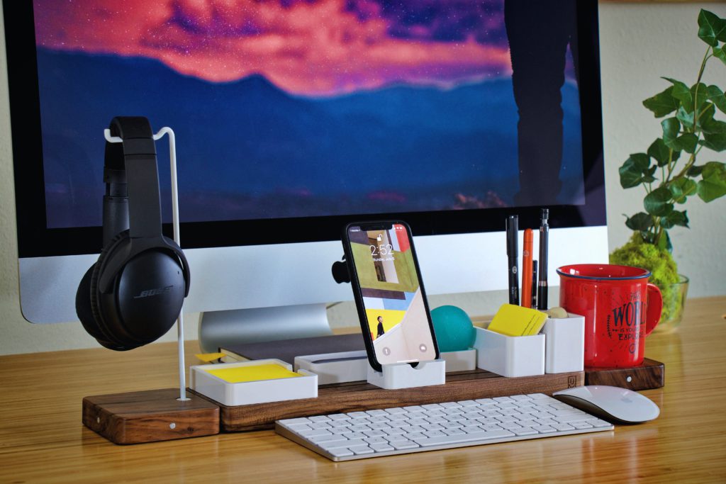 Guide To Getting Best Office Table Accessories in 2021 - Welp Magazine