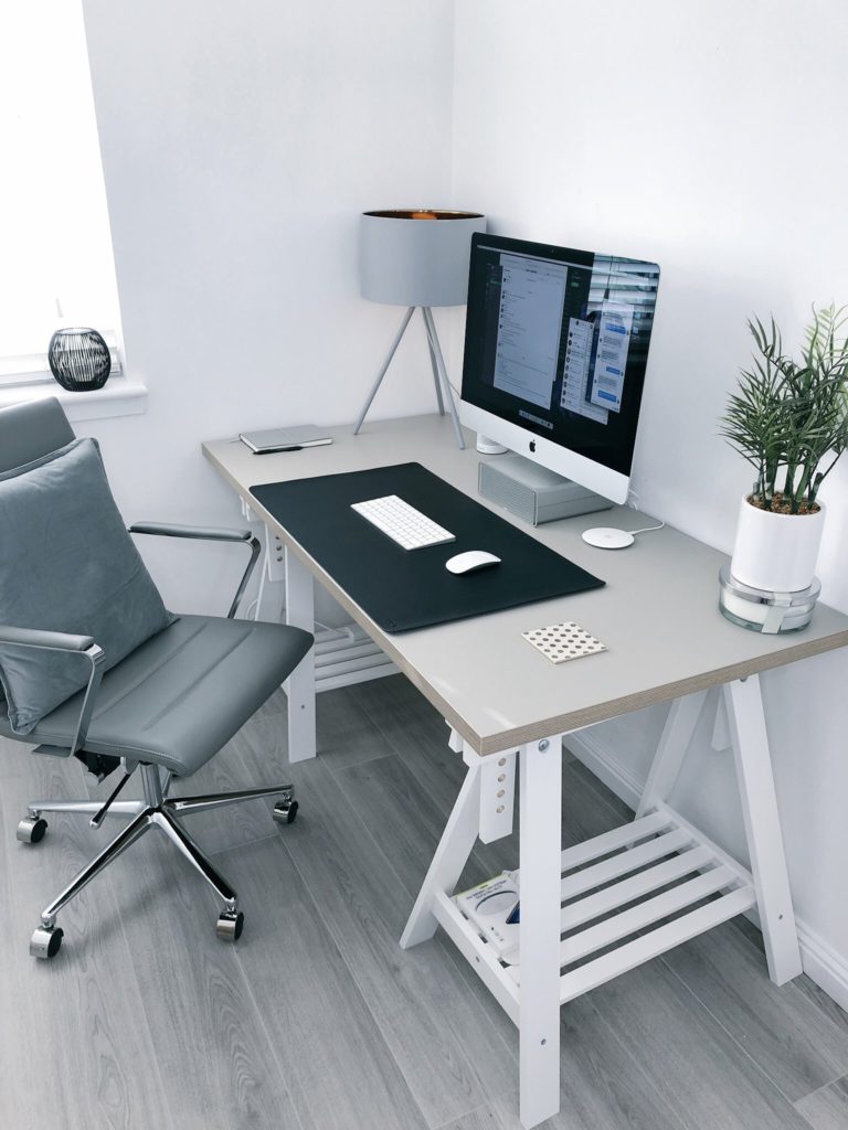 Guide To Getting The Best Office Table Small in 2021 - Welp Magazine