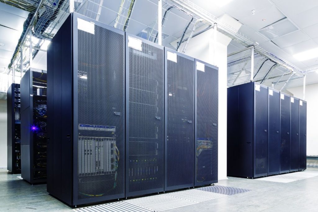 Tips for Maximizing Space in Your Data Center - Welp Magazine