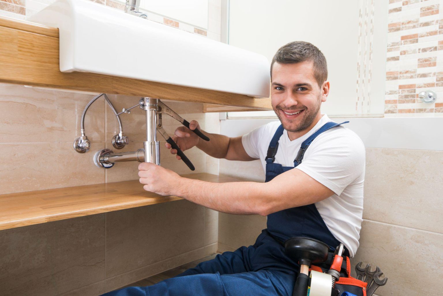 Plumbers In Central London - Everything You Need To Know - Welp Magazine