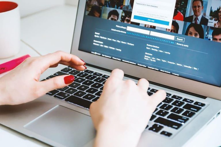 Ways To Improve Your International Job Search - Welp Magazine