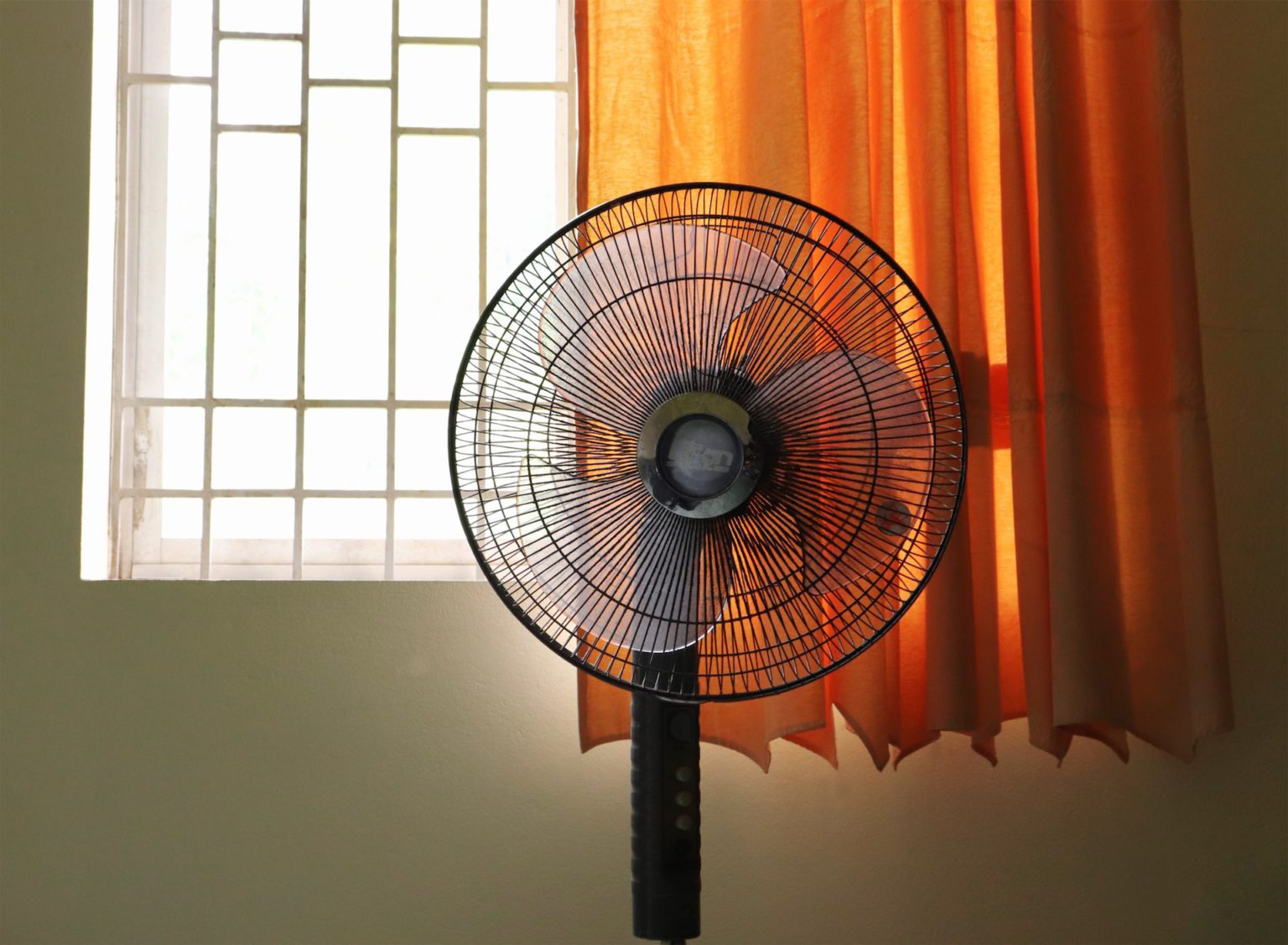 The Best Silent Cooling Fans For Your Home - Welp Magazine